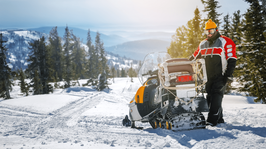 Snowmobiling North Idaho - Moyie River Hideaway